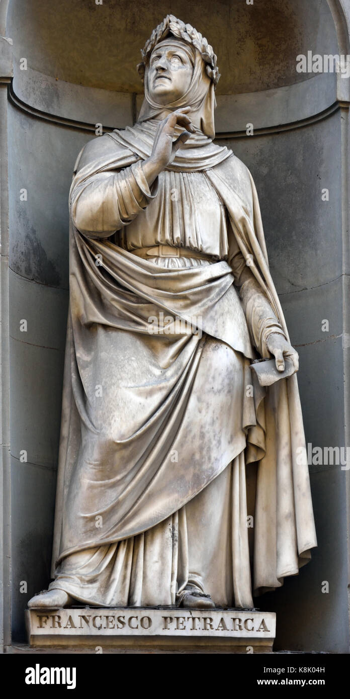Francesco Petrarca - Statue of at the Uffizi Gallery in Florence ...