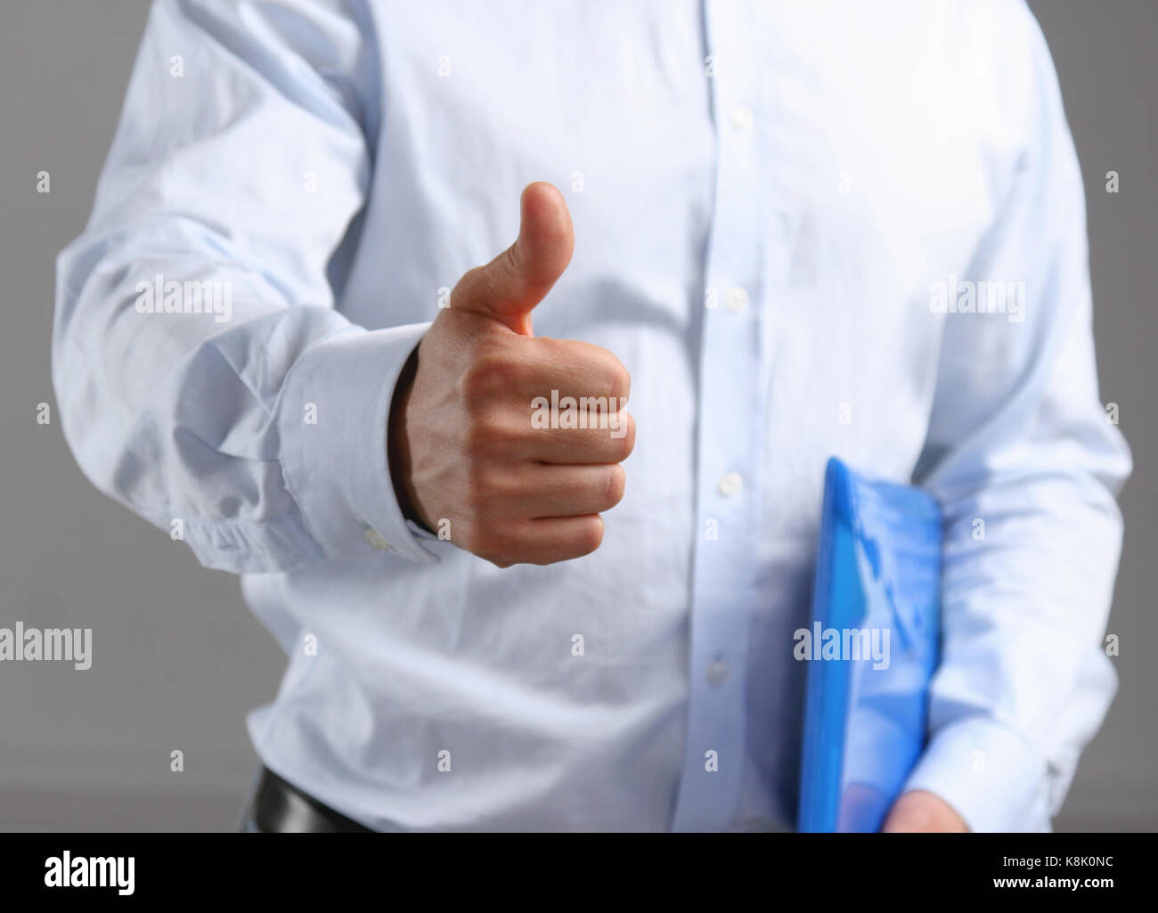 Business man offering his hand for handshake Stock Photo - Alamy