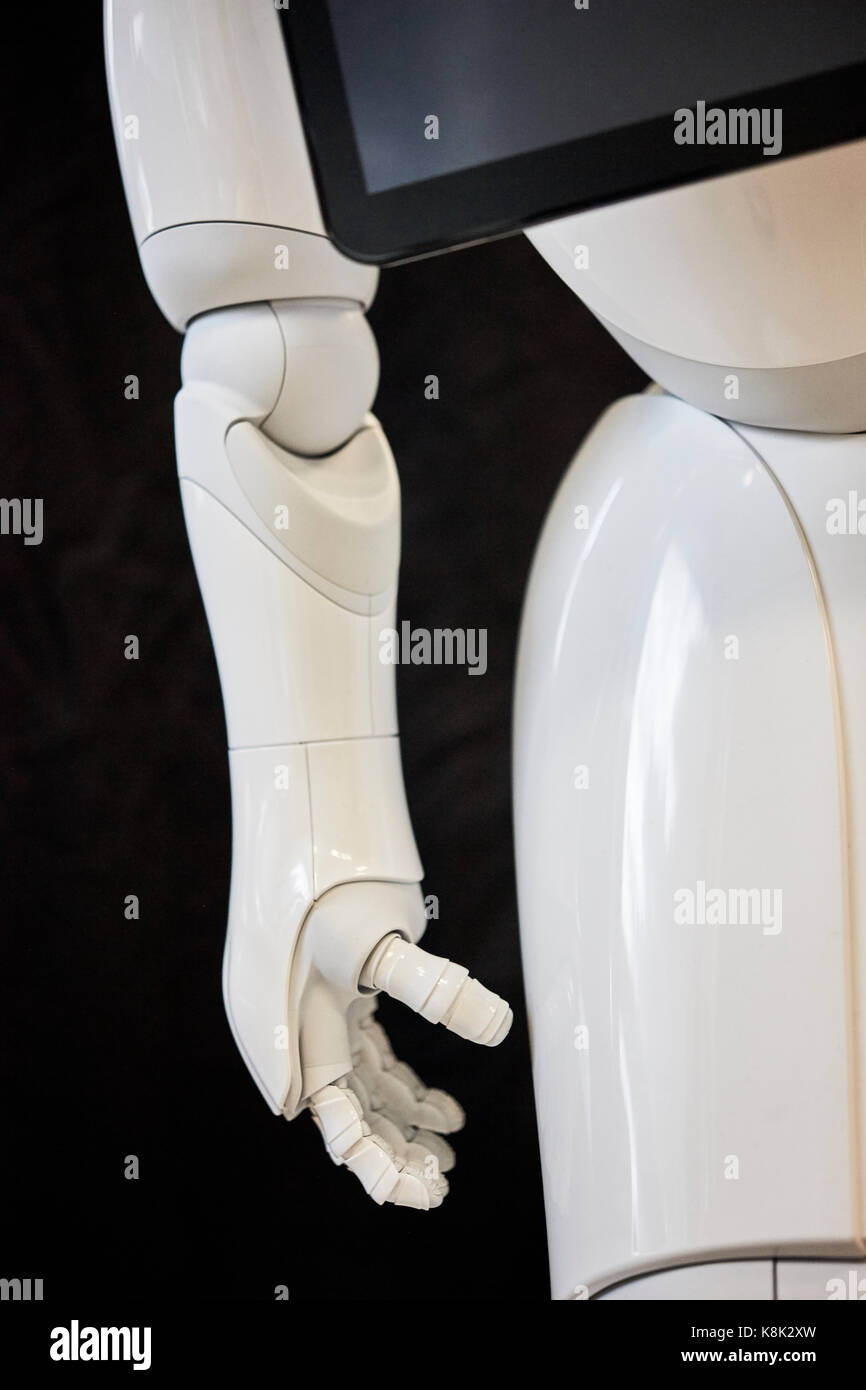 Medical robot arms hi-res stock photography and images - Alamy