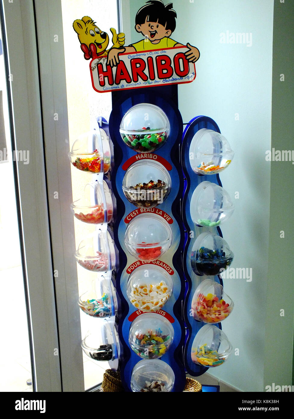 Grocery purchases hi-res stock photography and images - Alamy