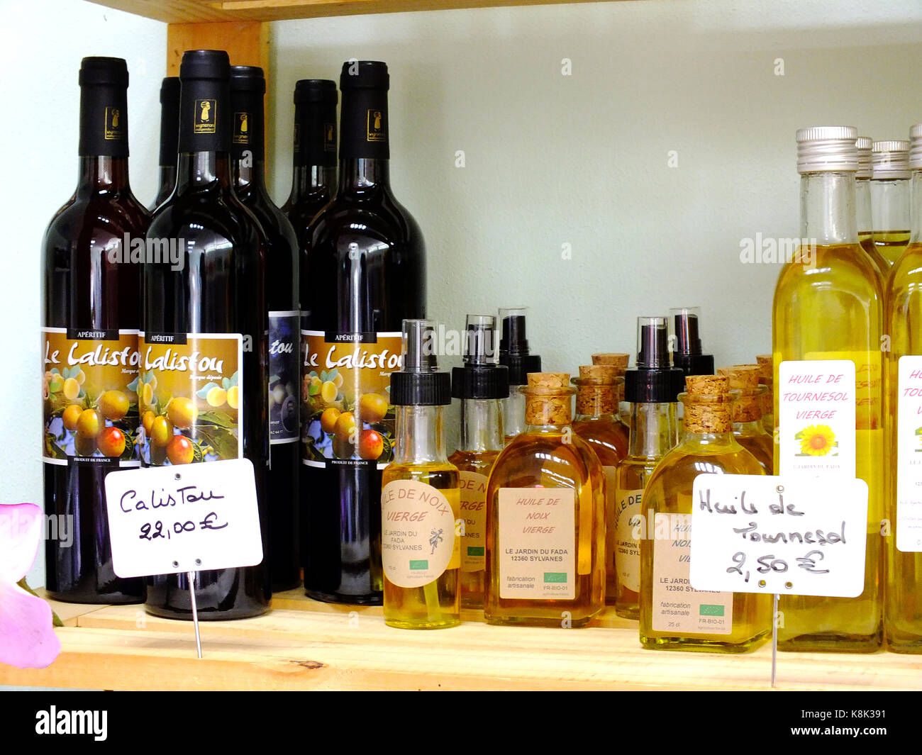 Grocery store shelf price hi-res stock photography and images - Alamy