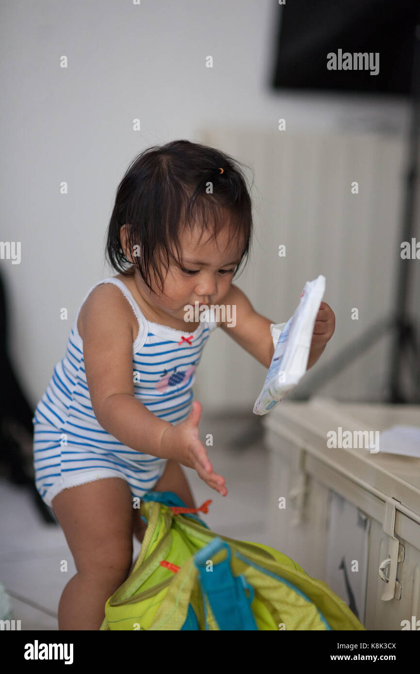 Baby wipe hi-res stock photography and images - Alamy