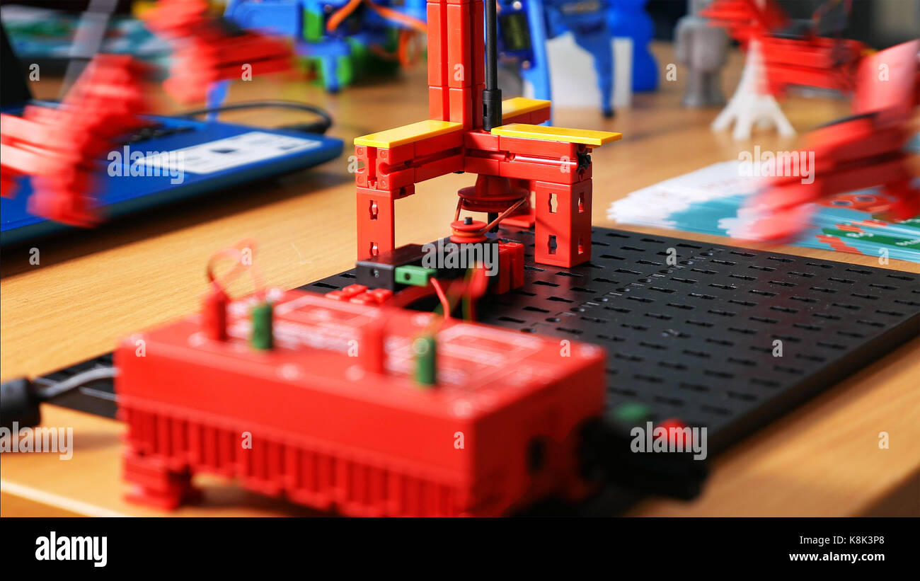 Robotics simulator model computer controlled Stock Photo - Alamy