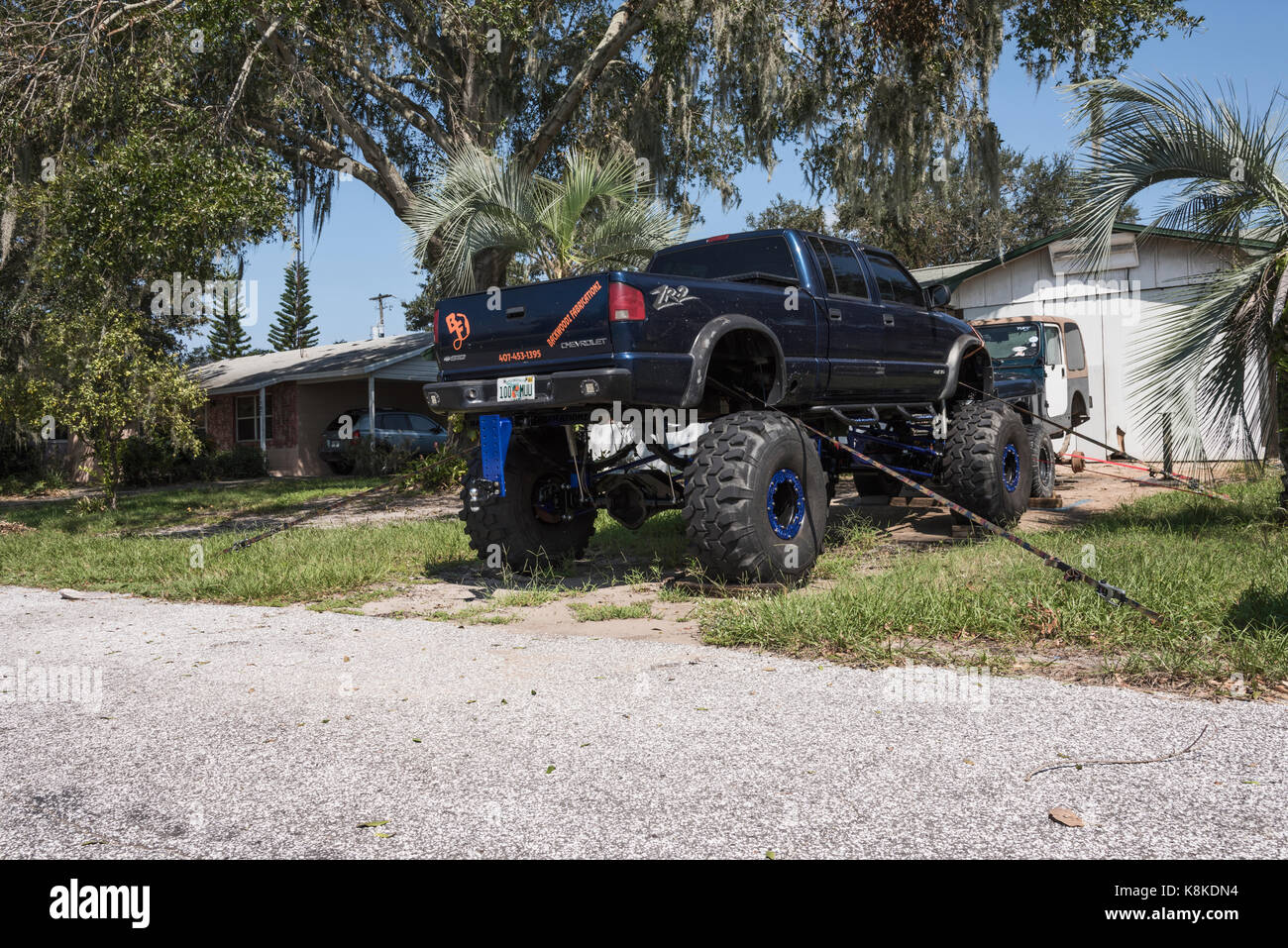 Redneck Chevy Trucks Lifted