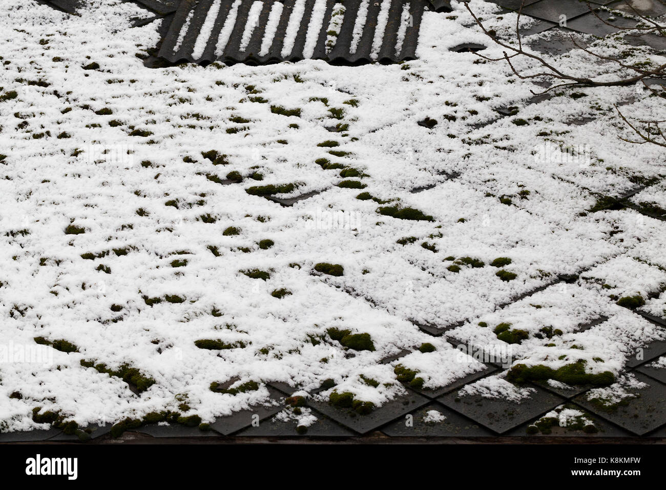 Pieces of slate hi-res stock photography and images - Alamy