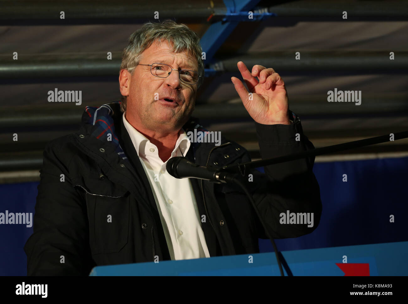 Munich, Germany. 19th Sep, 2017. AfD-chairman Jörg Meuthen speaking ...
