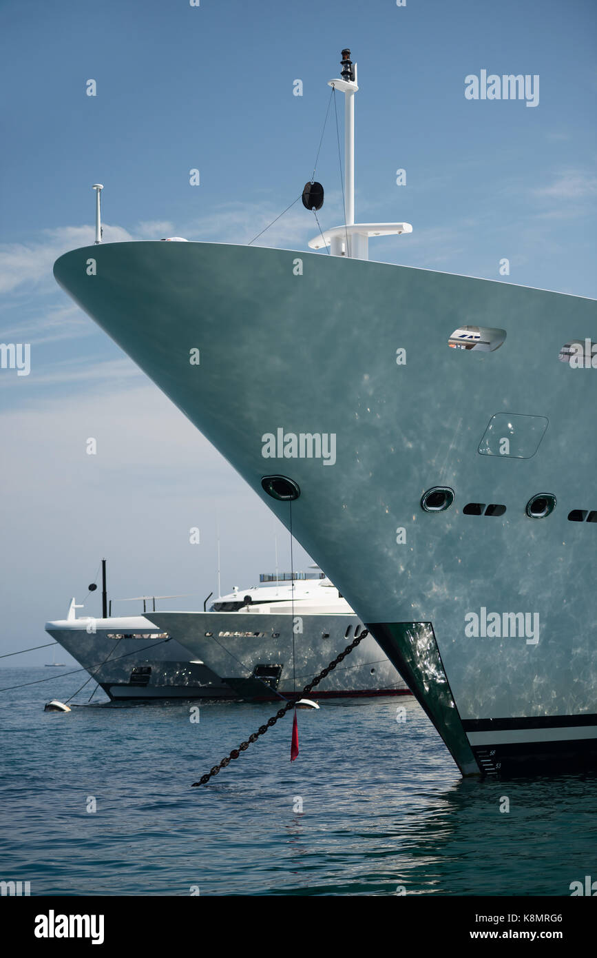 Detail of foreship of boats in a port Stock Photo - Alamy