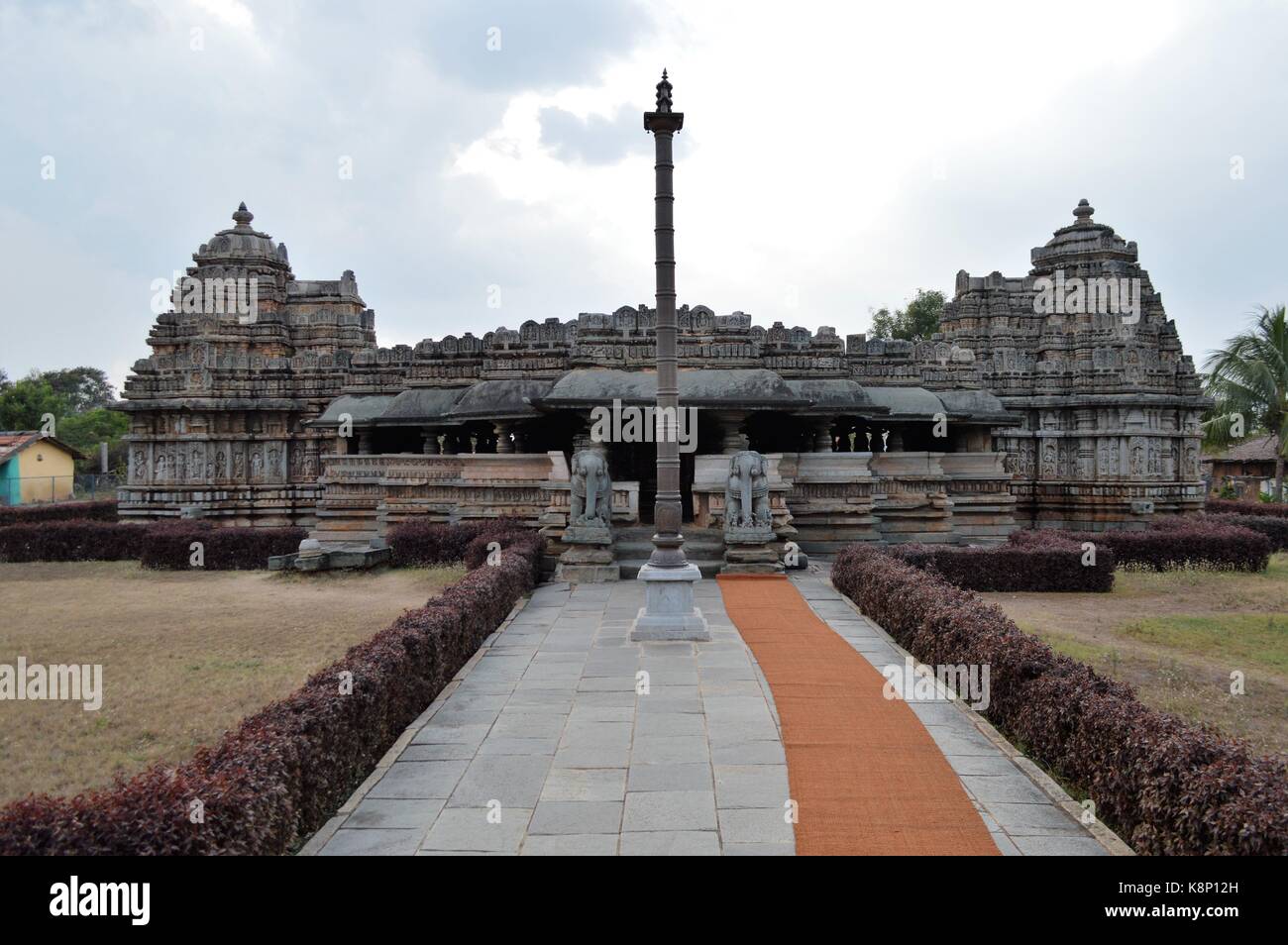 Veera Narayana Temple, Belavadi Stock Photo - Alamy
