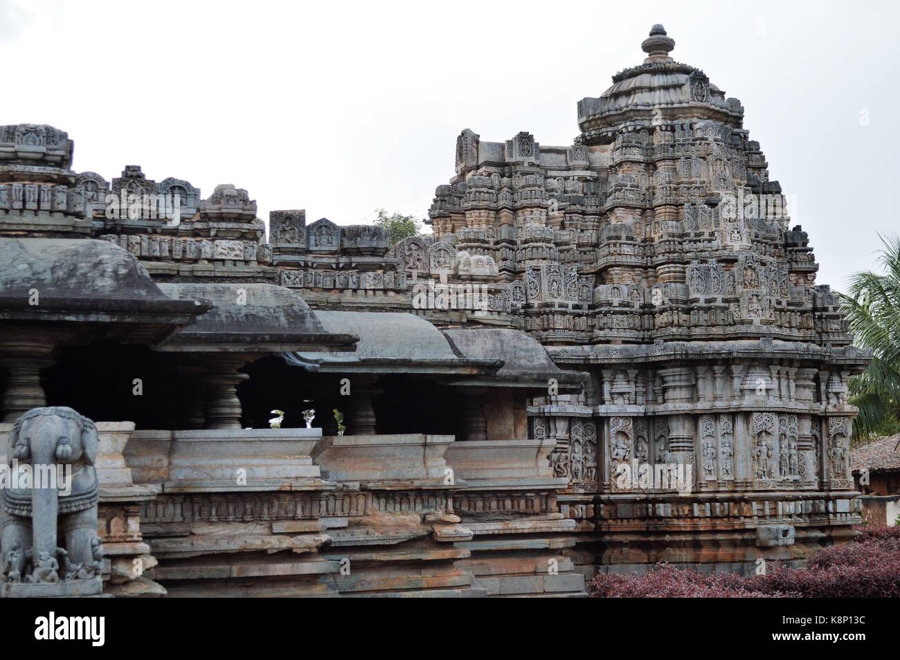 Veera Narayana Temple, Belavadi Stock Photo - Alamy