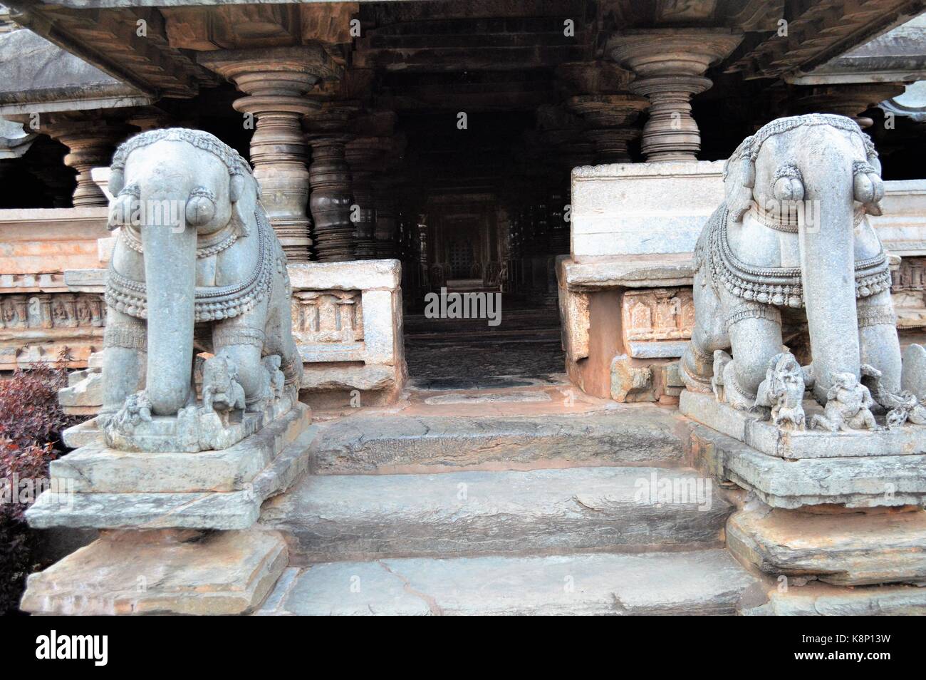 Veera Narayana Temple, Belavadi Stock Photo - Alamy