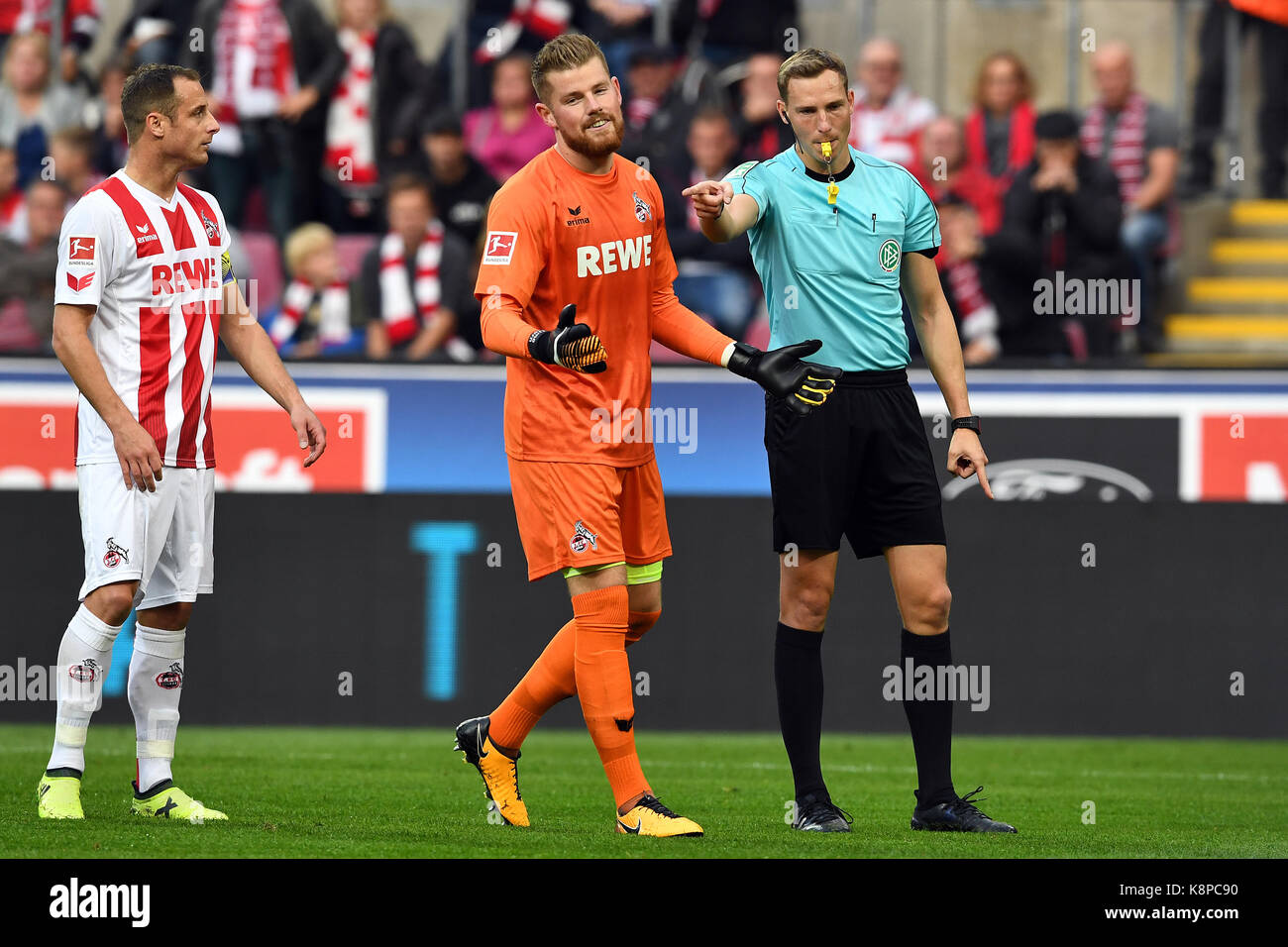 Cologne, Germany. 20th Sep, 2017. Cologne's goalkeeper Timo Horn (C ...