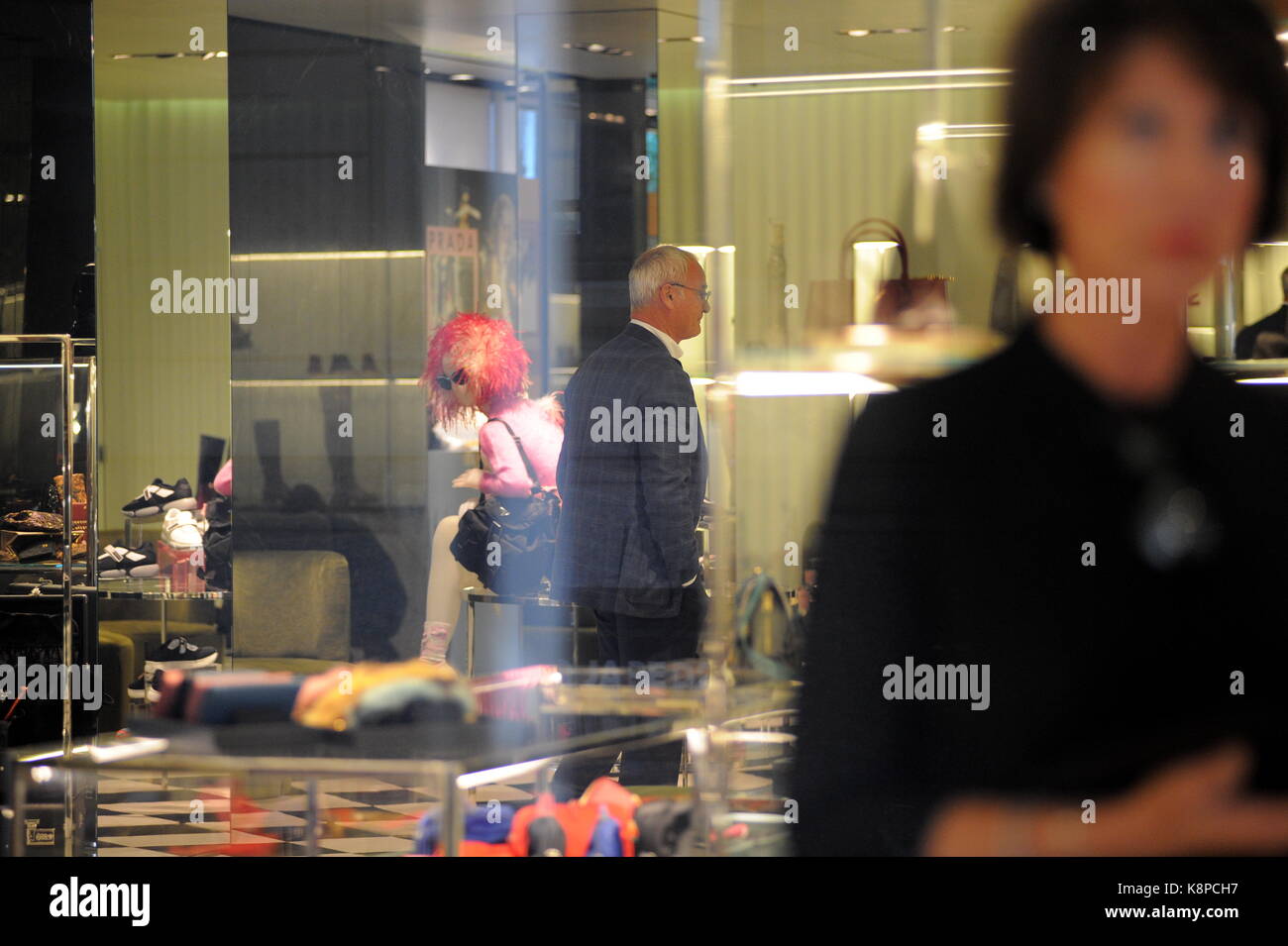 Milan, Claudio Ranieri and family in the center Claudio Ranieri, coach ...