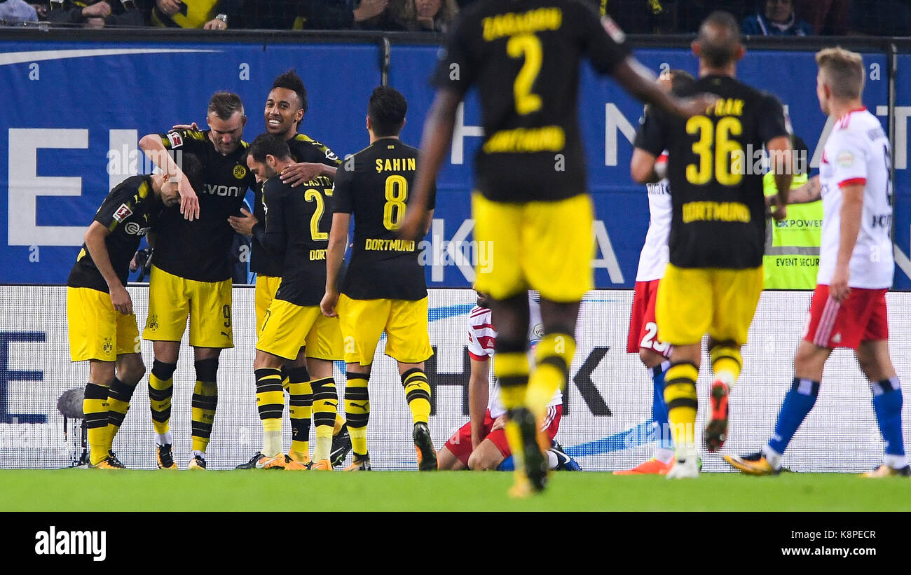 Hamburg, Deutschland. 20th Sep, 2017. Jubel ueber das Tor zum 0:2: v.l ...