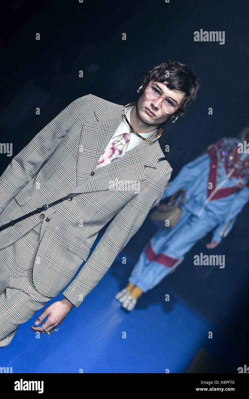Gucci fashion show 2018 milan hi-res stock photography and images - Alamy