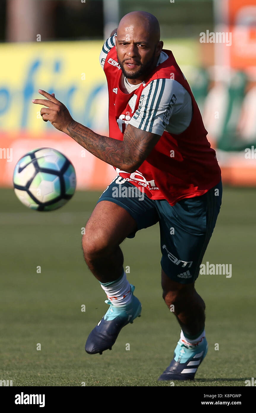 SÃO PAULO, SP - 20.09.2017: TREINO DO PALMEIRAS - The player Felipe ...