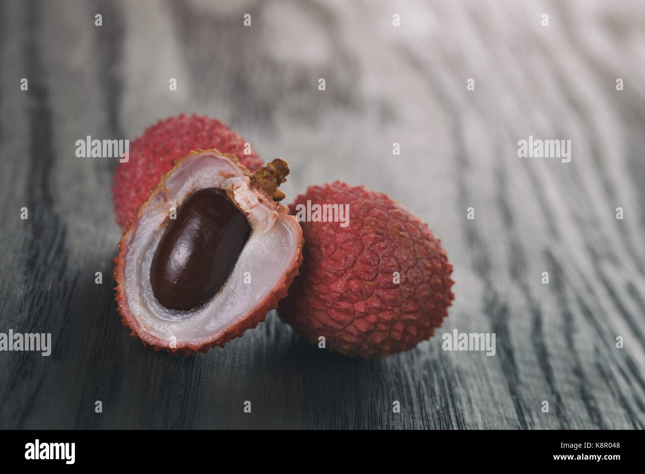 ripe lychee fruits Stock Photo - Alamy