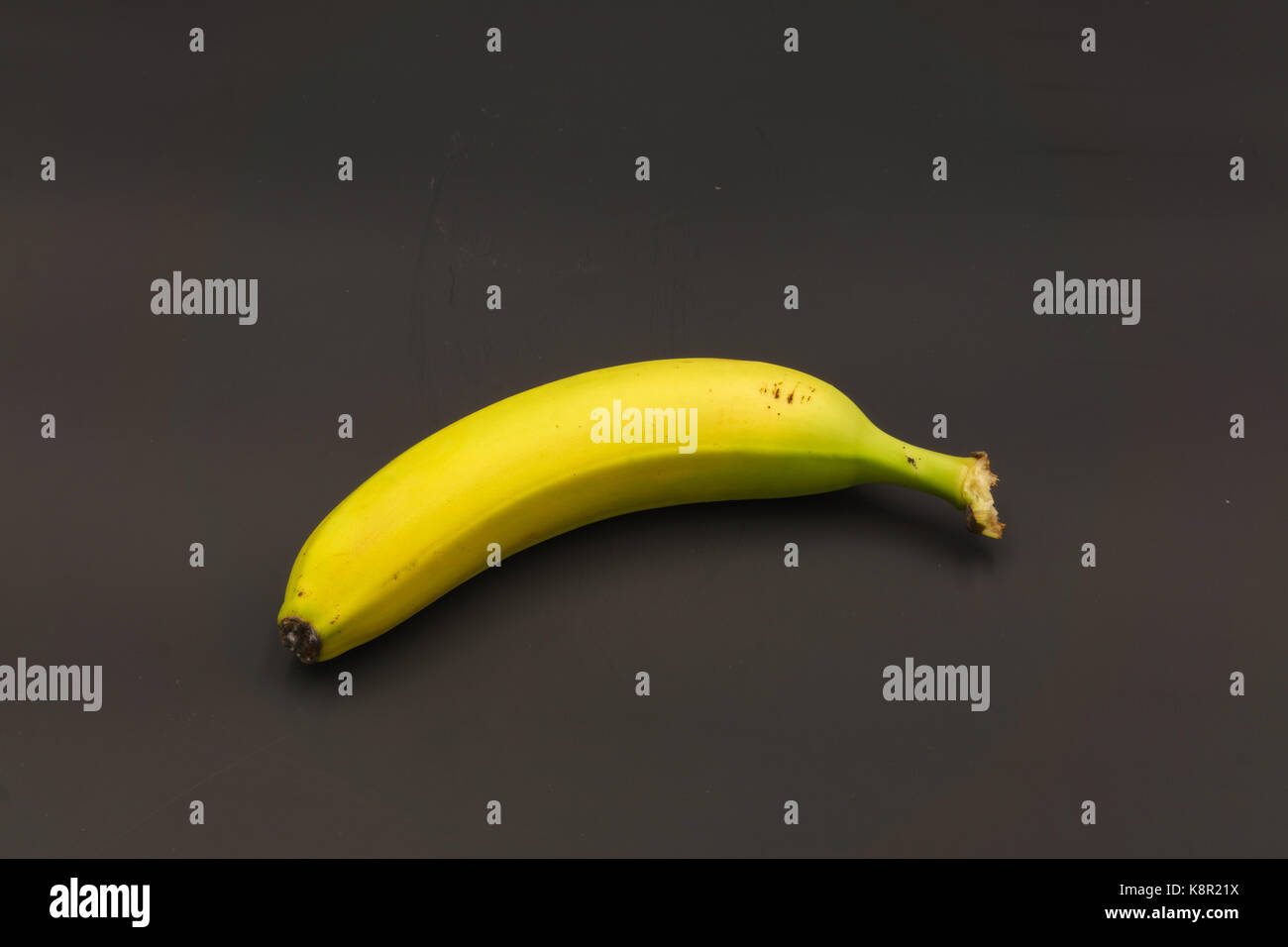 yellow banana isolated Stock Photo - Alamy