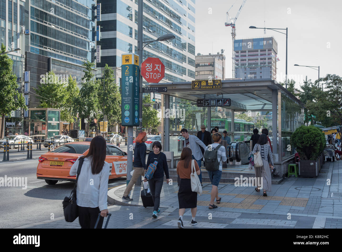 Hongdae(Hongik University) Subway Entrance Stock Photo - Alamy