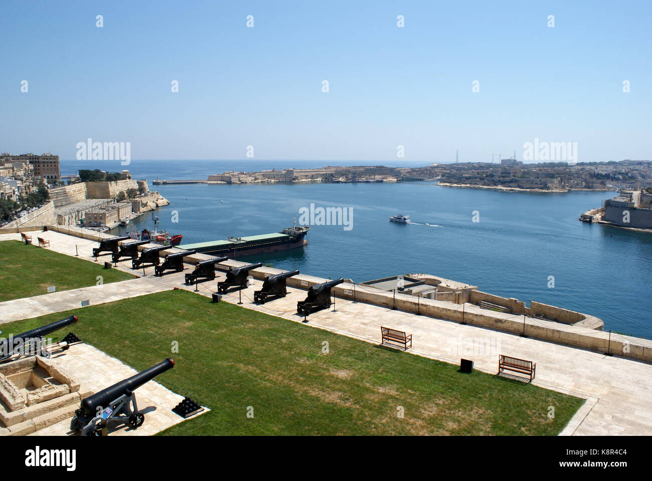 Saluting battery from upper hi-res stock photography and images - Alamy