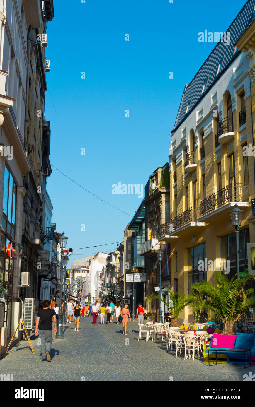 Strada Lipscani, old town, Bucharest, Romania Stock Photo - Alamy