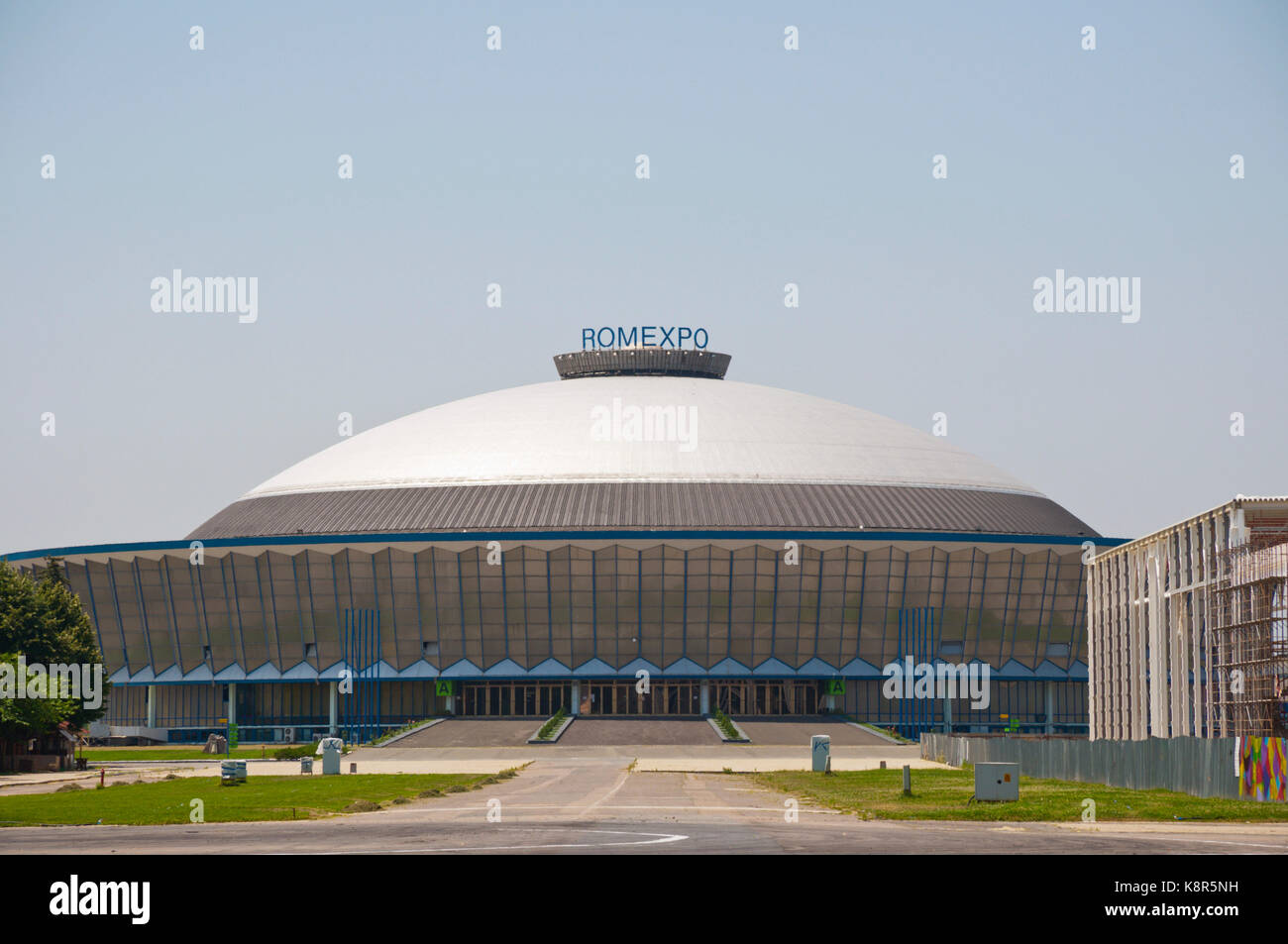 Romexpo hi-res stock photography and images - Alamy