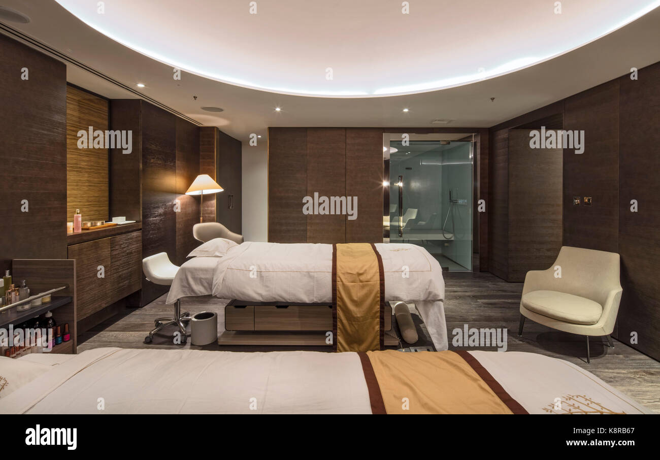 Spa hammam (Turkish bath) treatment room. Ten Trinity Square - Four ...