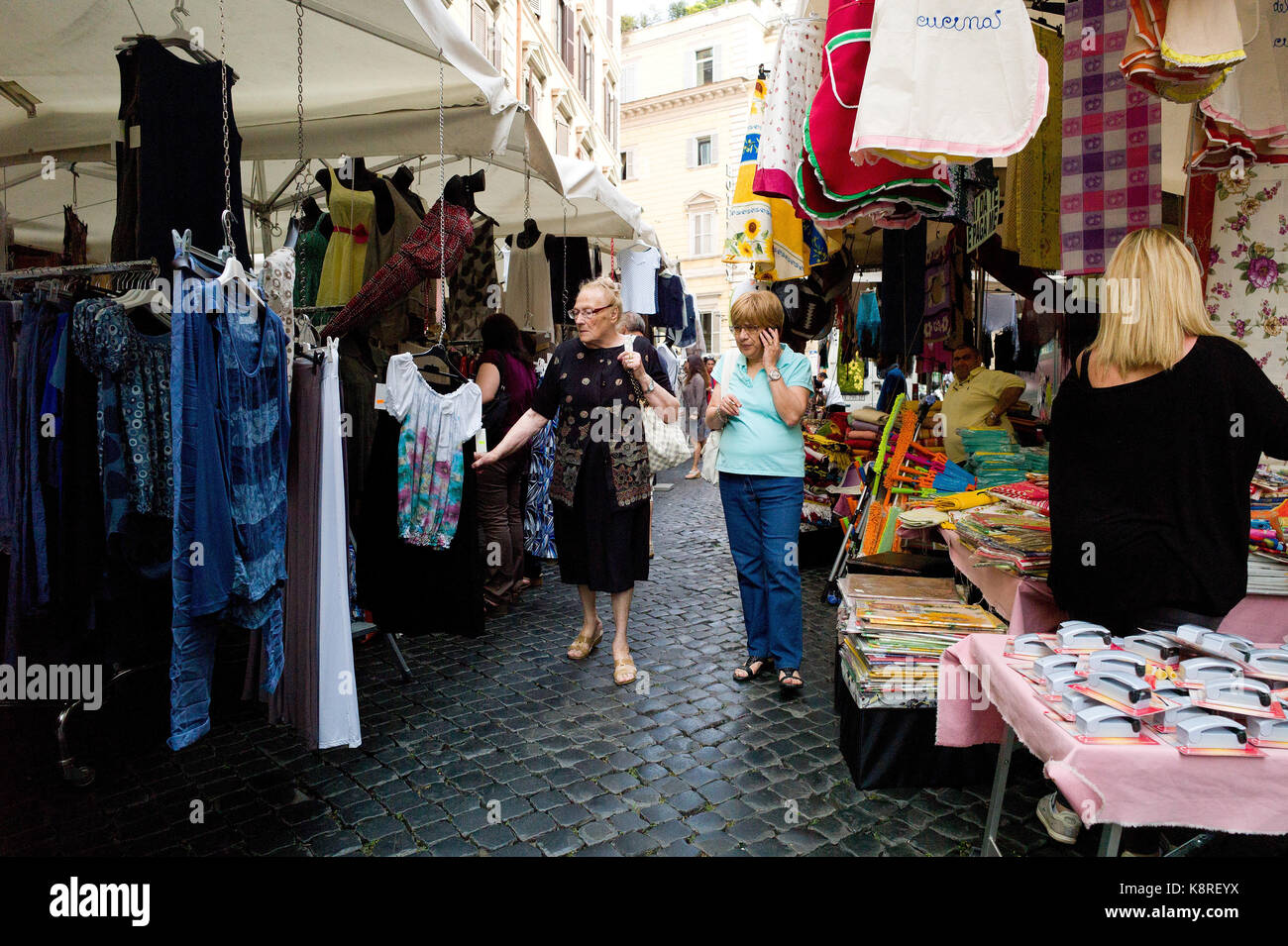 Rome Street Market Stock Photo - Alamy