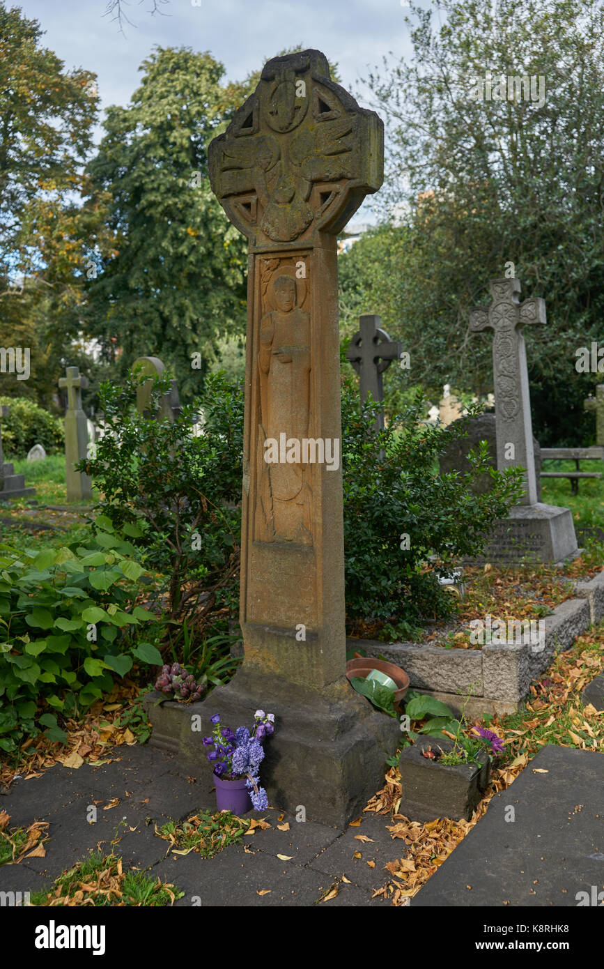 Tomb of emiline pankhurst hi-res stock photography and images - Alamy