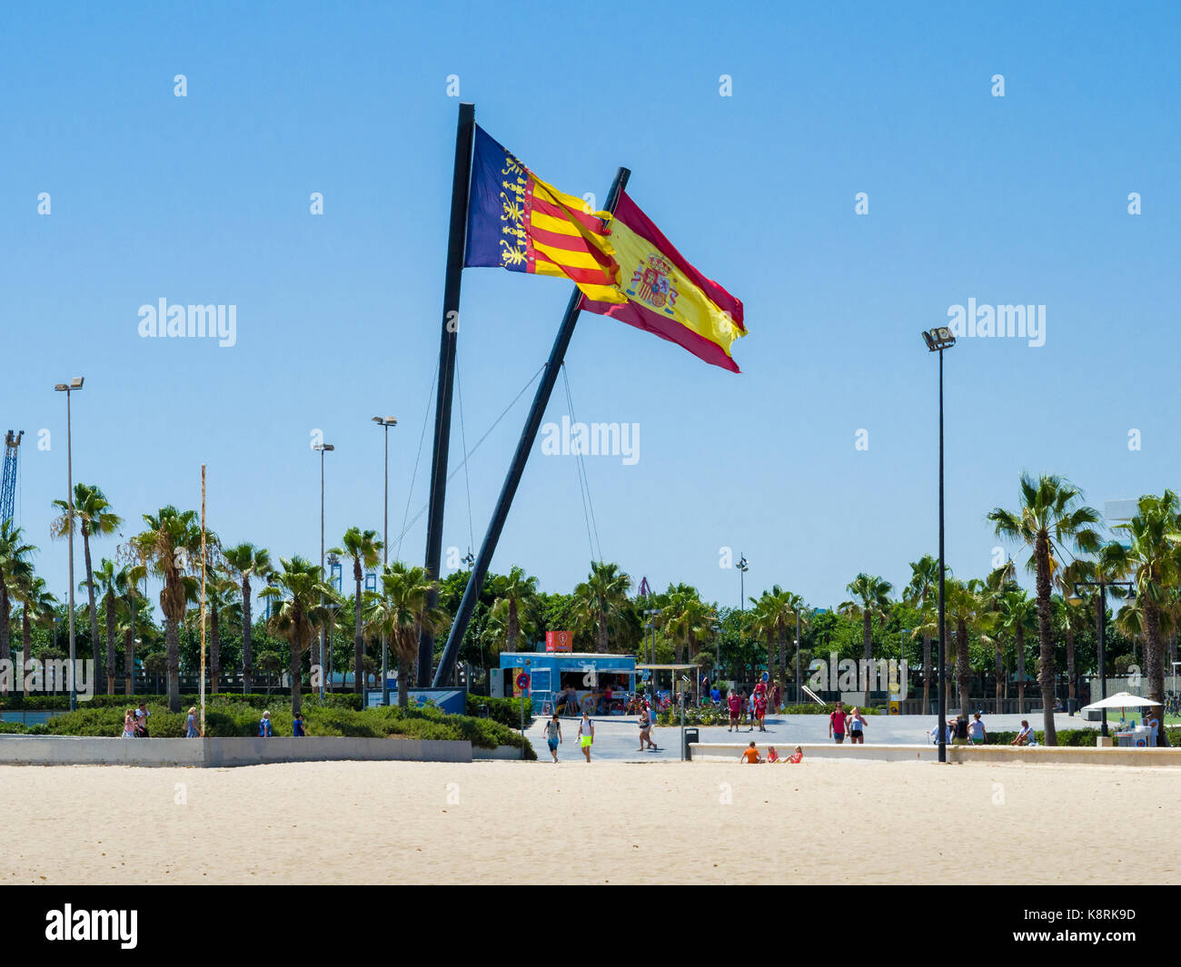 Paseo maritimo valencia hi-res stock photography and images - Alamy
