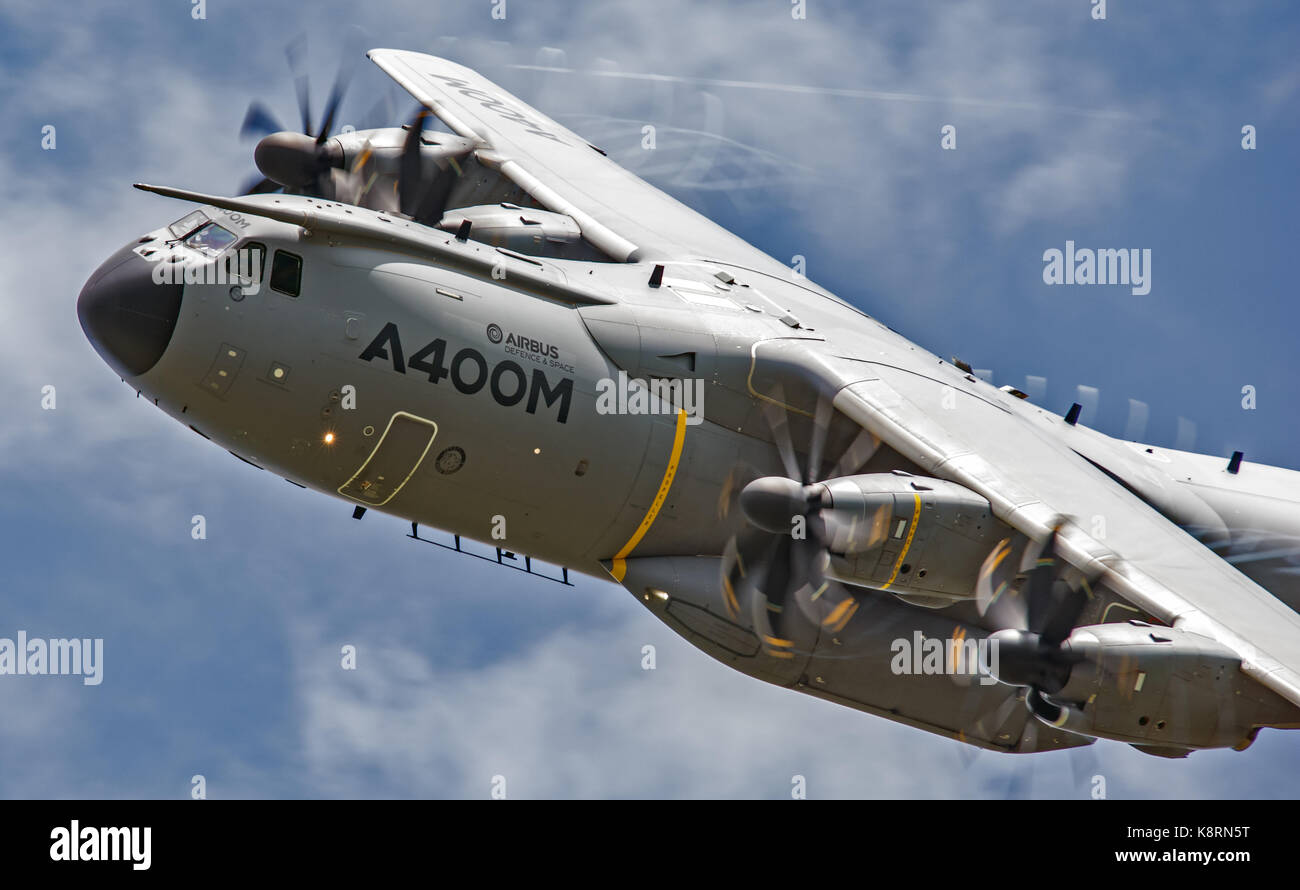 Royal air force airbus a400 military transport plane hi-res stock ...