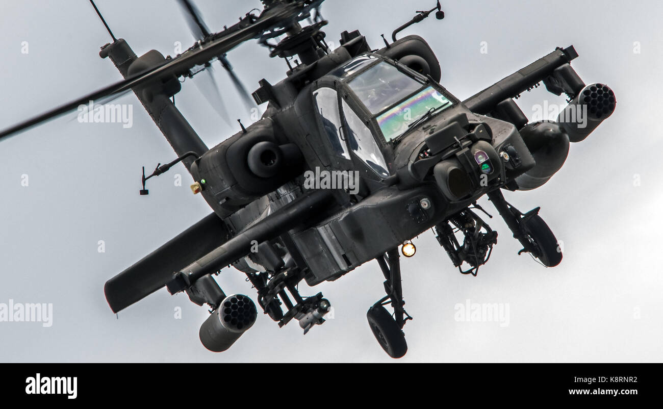 Army Air Corps Apache Attack Helicopter Stock Photo - Alamy