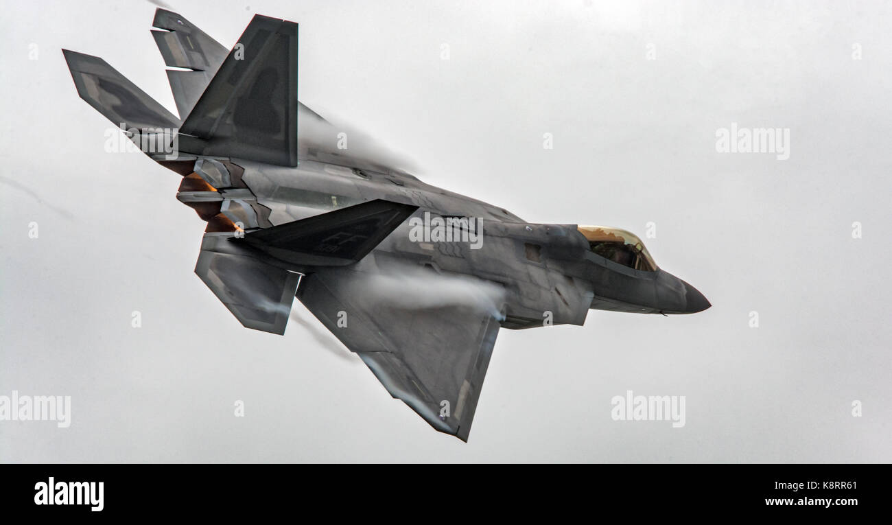 F22 raptor cockpit hi-res stock photography and images - Alamy