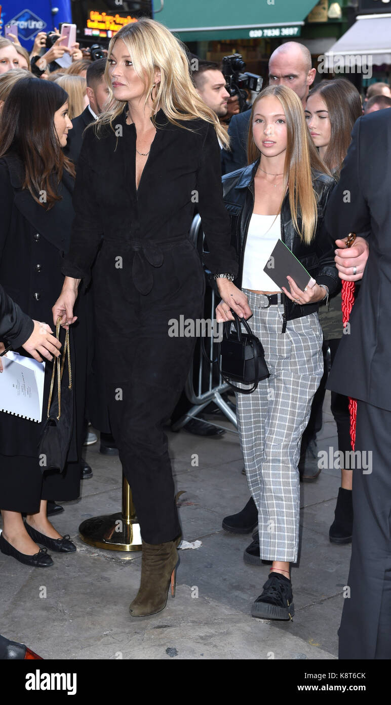 Kate moss and her mother hi-res stock photography and images - Alamy