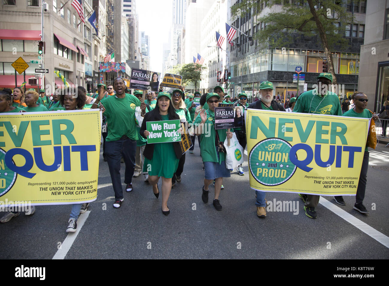 Municipal city workeres hi-res stock photography and images - Alamy