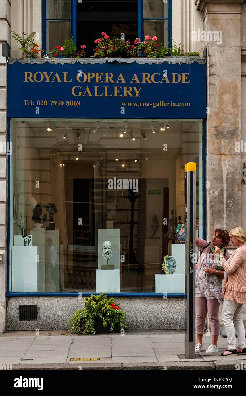 Royal opera arcade gallery hi-res stock photography and images - Alamy