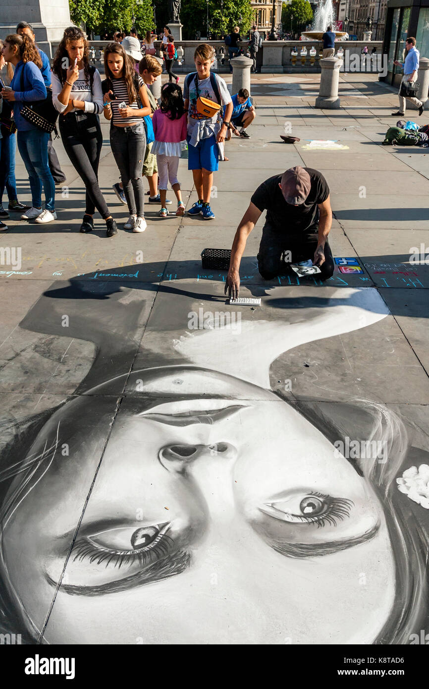 A Street Artist Working In Trafalgar Square, London, UK Stock Photo - Alamy