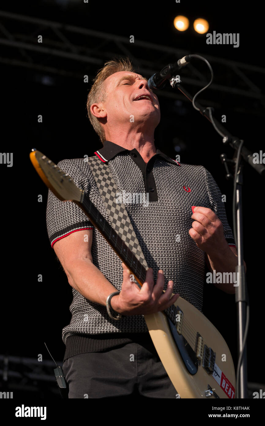 Dave wakeling hi-res stock photography and images - Alamy