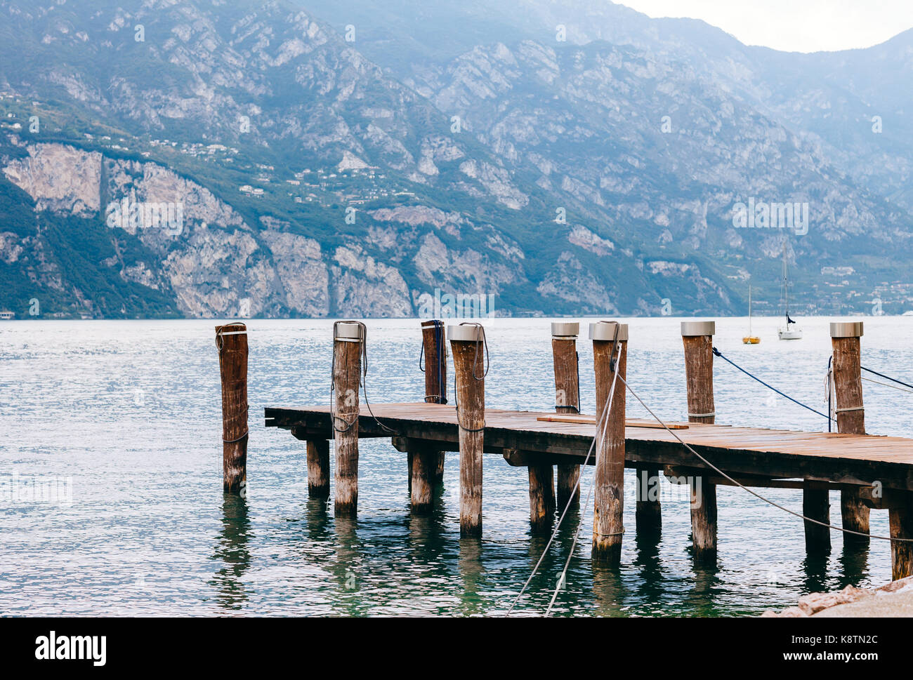 An old wooden wharf hi-res stock photography and images - Alamy