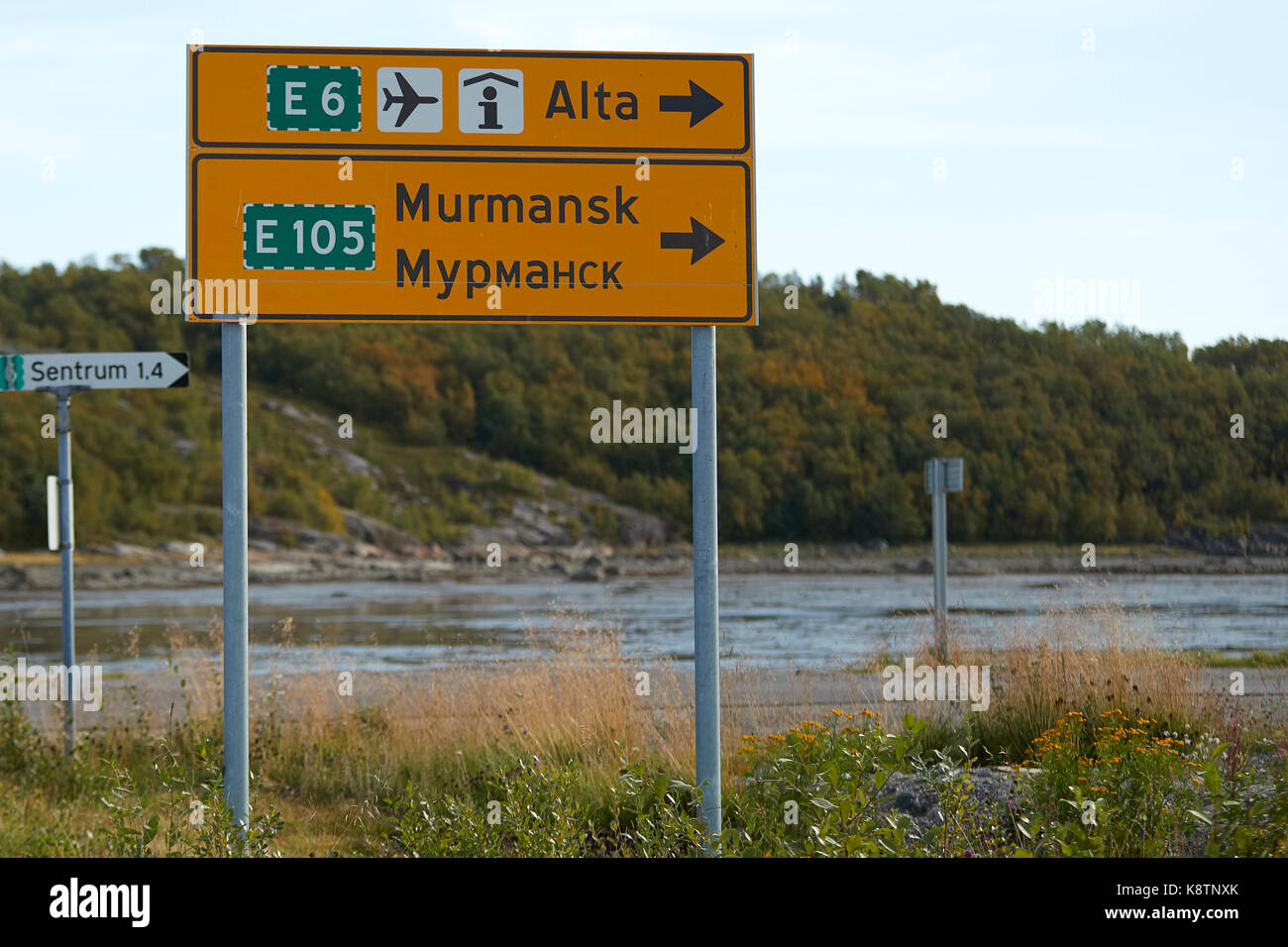Russian language sign hi-res stock photography and images - Alamy