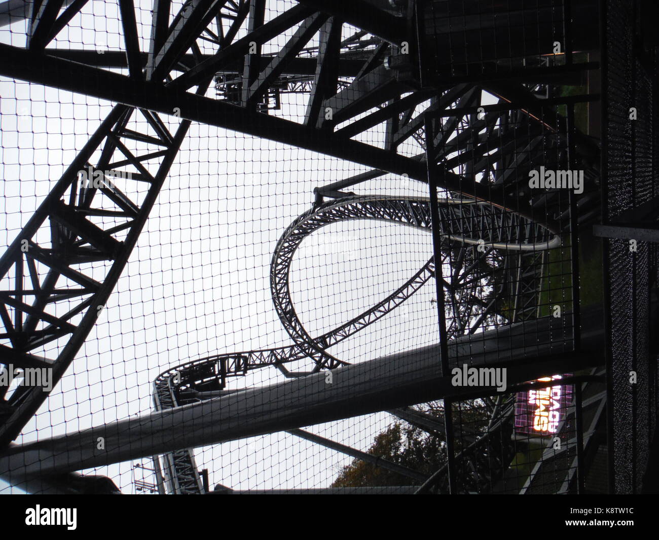 Alton towers smiler hi-res stock photography and images - Alamy