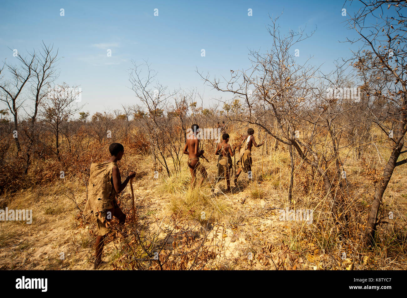 Bush People Africa Stock Photos & Bush People Africa Stock Images - Alamy