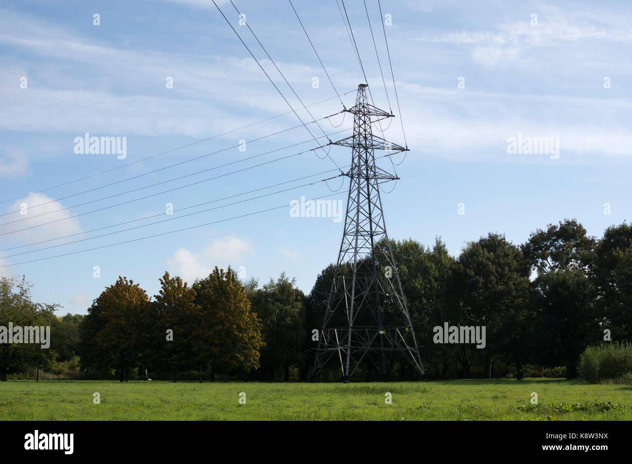 Pylon england uk hi-res stock photography and images - Alamy