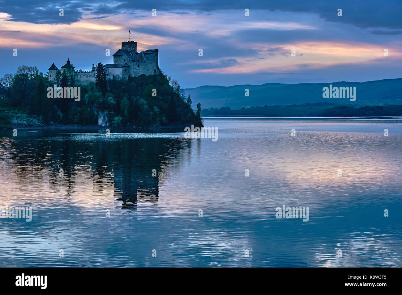 Castle and lake in Carpathian mountains, Poland Stock Photo - Alamy