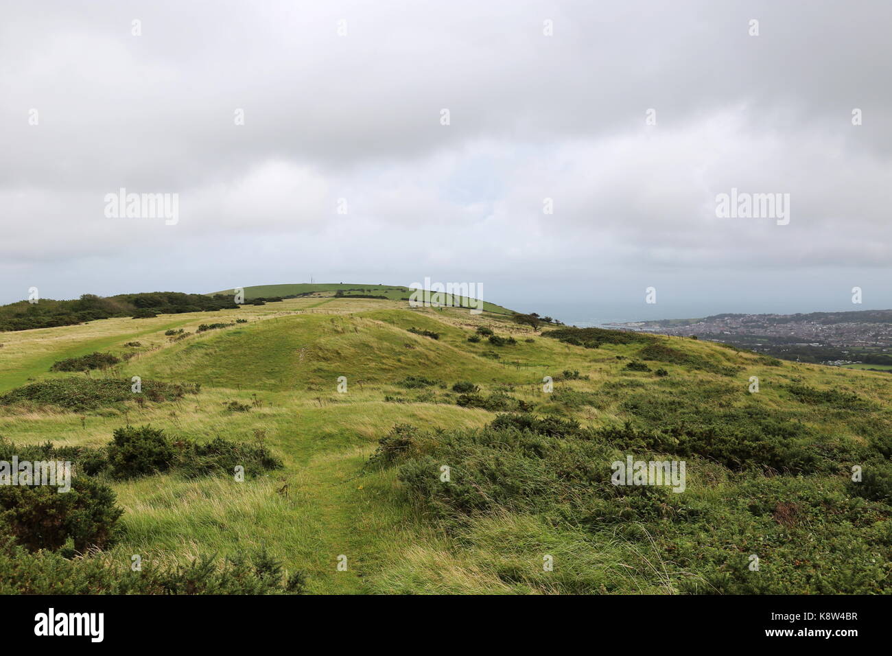 Burial mounds uk hi-res stock photography and images - Alamy