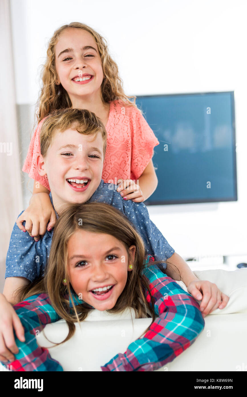 child watching TV at home Stock Photo - Alamy
