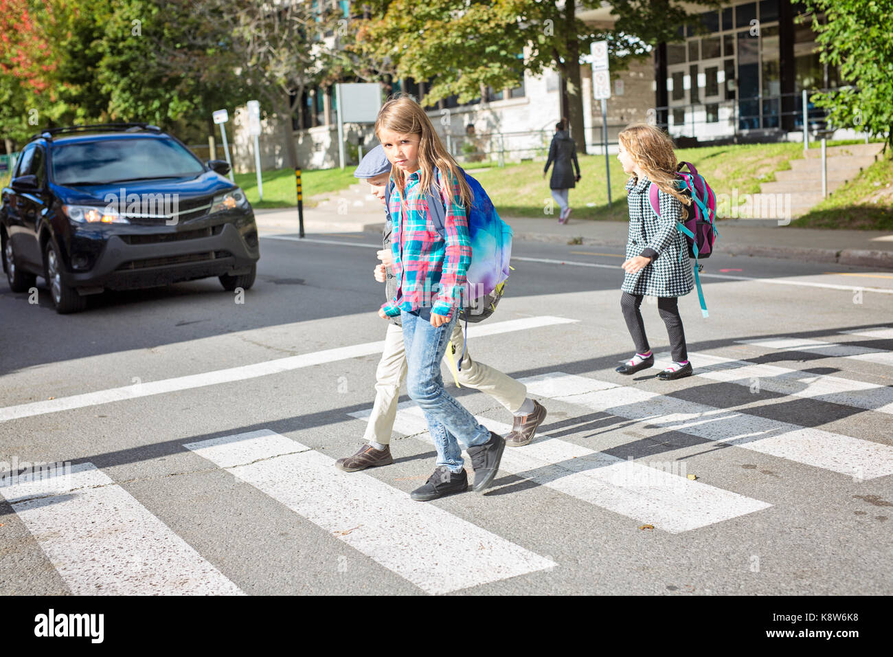 school children crossing the street Stock Photo - Alamy