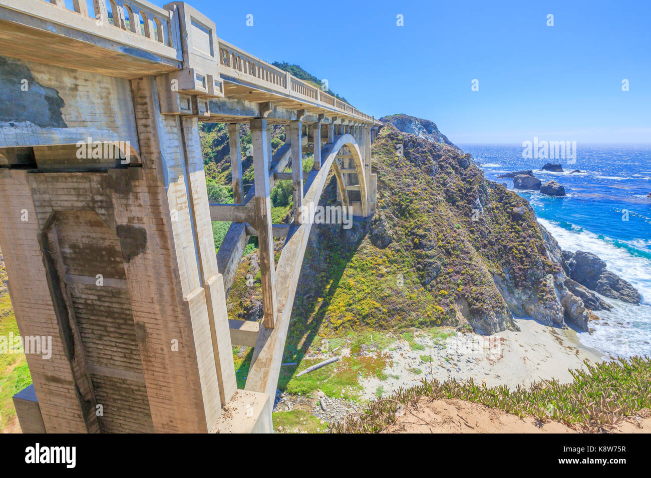 Pfeiffer canyon bridge big sur hi-res stock photography and images - Alamy