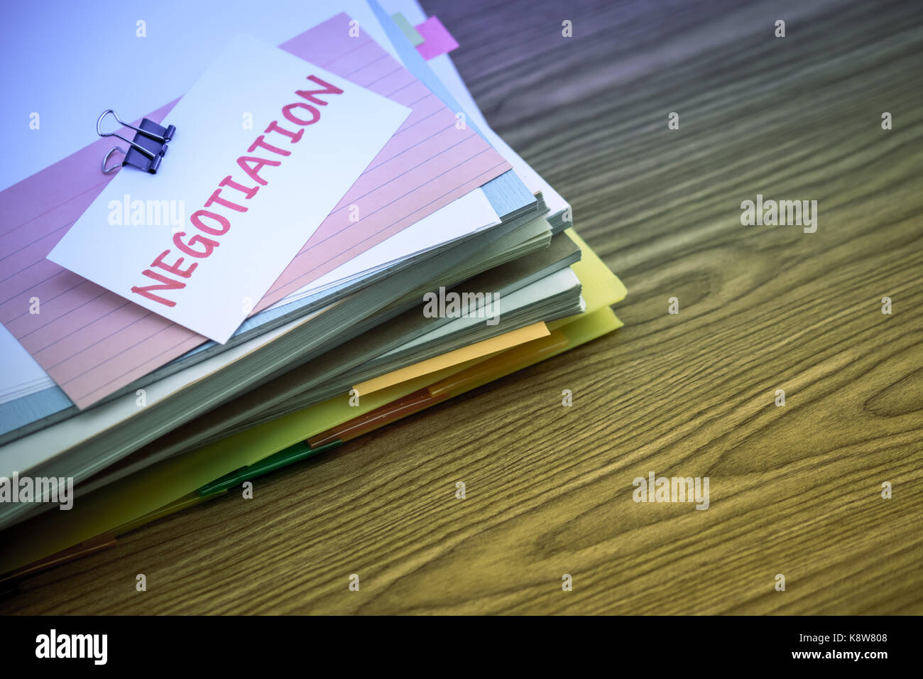 Negotiation pile business documents hi-res stock photography and images ...
