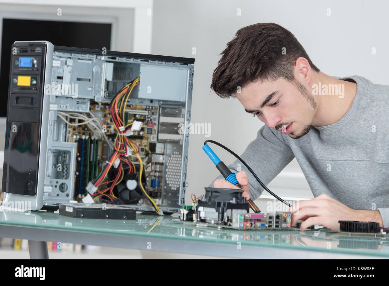 assembling the electronic wiring Stock Photo - Alamy