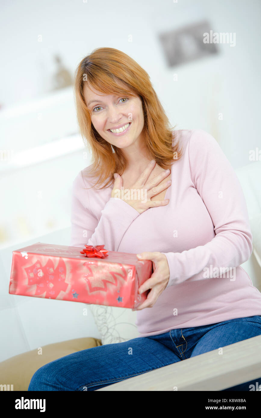 Accepting house hi-res stock photography and images - Alamy